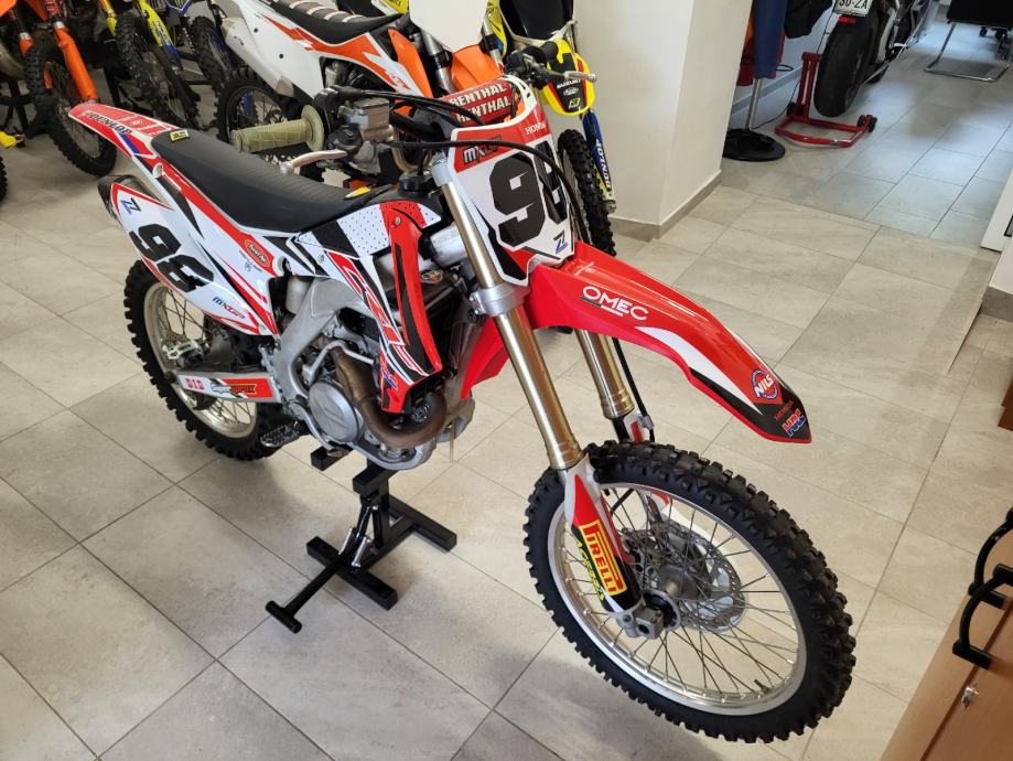 Honda CRF 450 cm3, 2016 god.