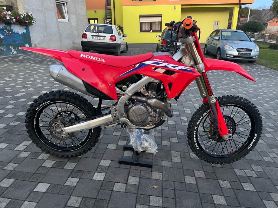Honda Crf 450 cm3, 2022 god.