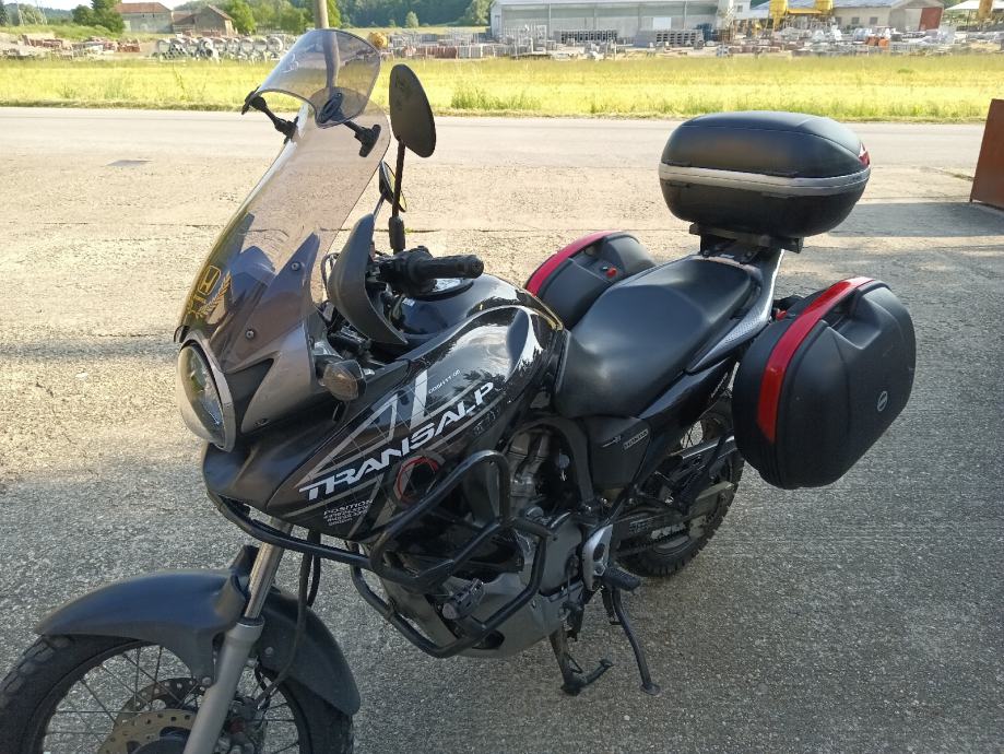 Honda Transalp 700 XL 680 cm3, 2008 god.