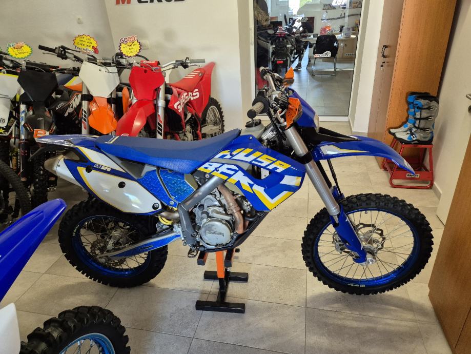 Husaberg FE 450 cm3, 2011 god.