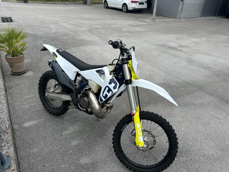 Husqvarna TE 150i 2T 145 cm3, 2021 god.