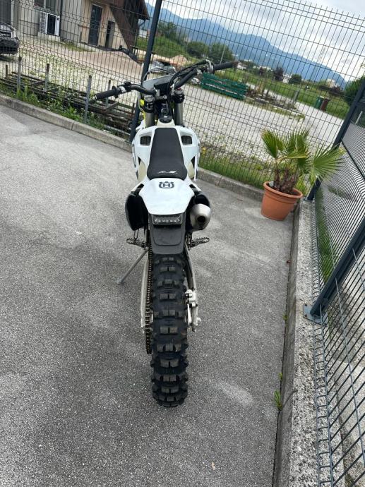 Husqvarna TE 150i 2T 145 cm3, 2021 god.