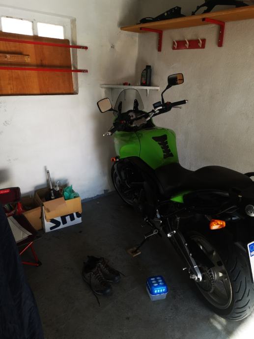 Kawasaki 649 cm3, god.