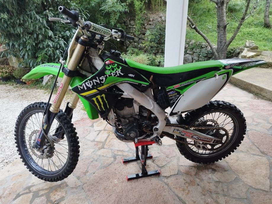 Kawasaki KX250F 250 cm3, 2010 god.