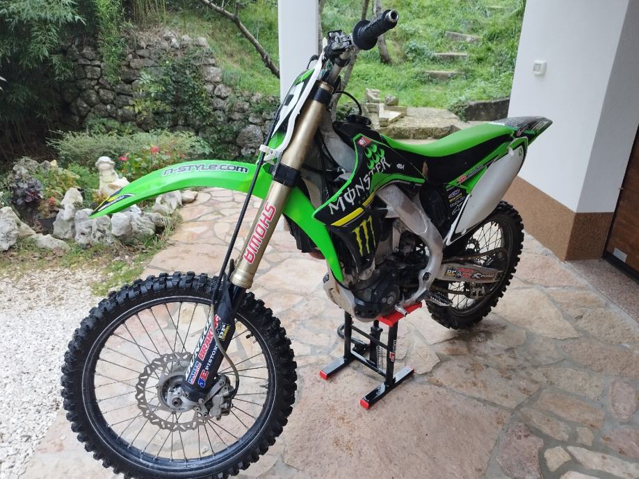 Kawasaki KX250F 250 cm3, 2010 god.