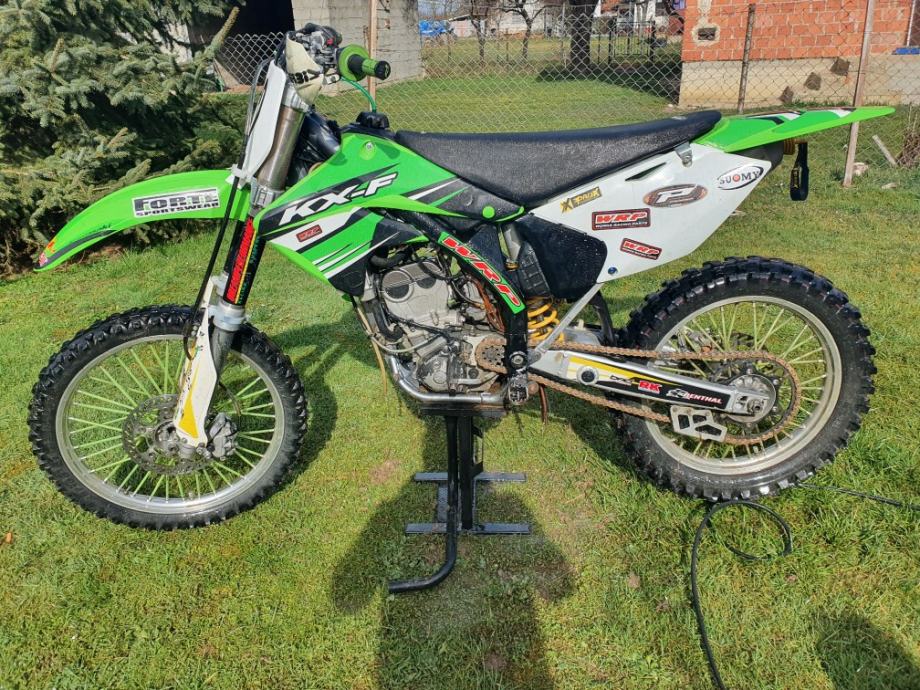 Kawasaki Kxf 250 250 cm3 **NIJE FIKSNO**, 2005 god.