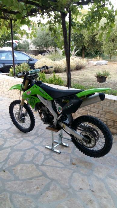 Kawasaki Kxf 250 cm3, 2008 god.