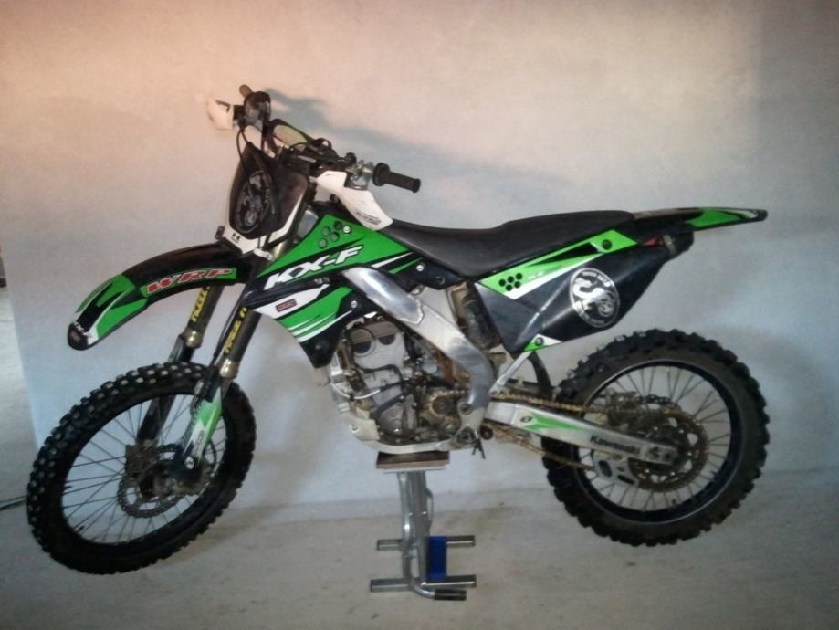 Kawasaki KXF 250 cm3, 2008 god.