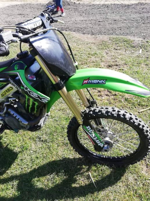 Kawasaki KXF Cross 450 cm3, 2012 god.