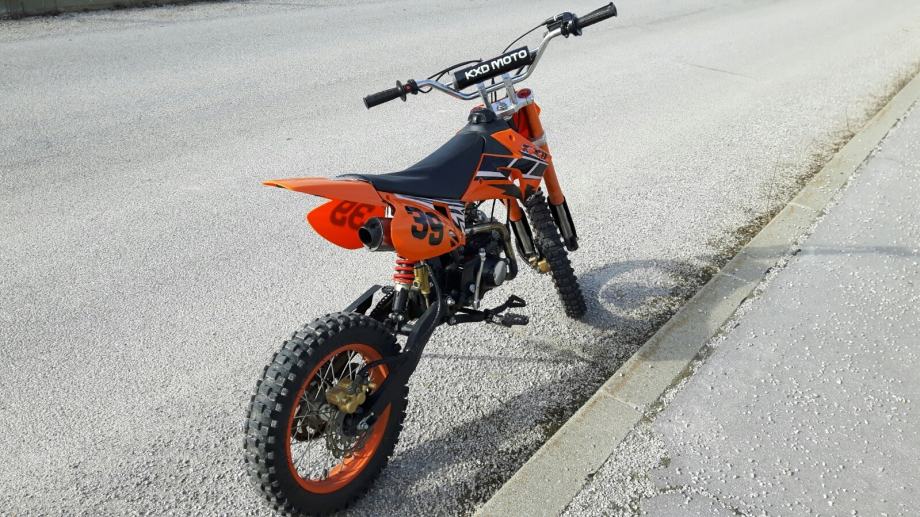 Kroser KXD 125 cm3, 2016 god.