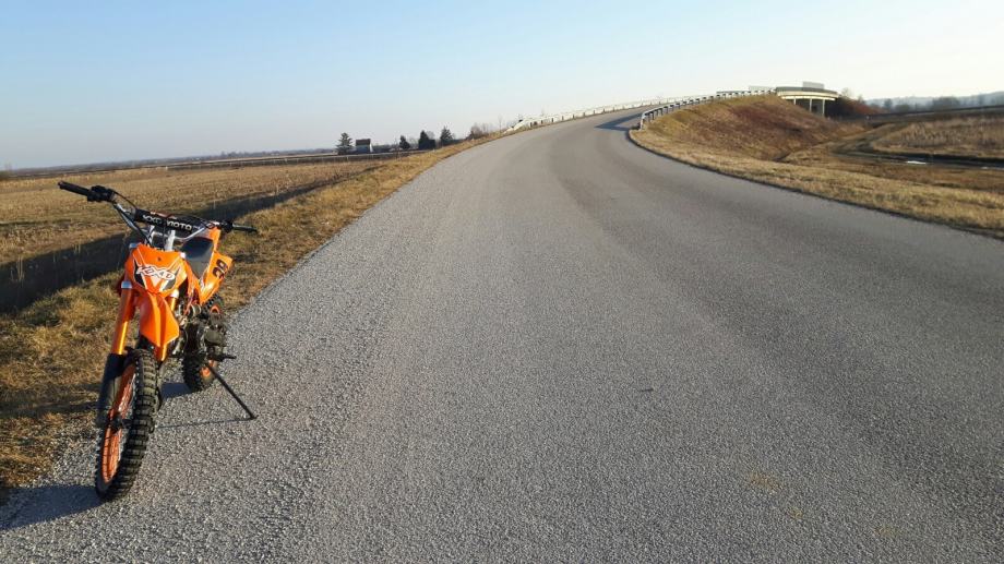 Kroser KXD 125 cm3, 2016 god.