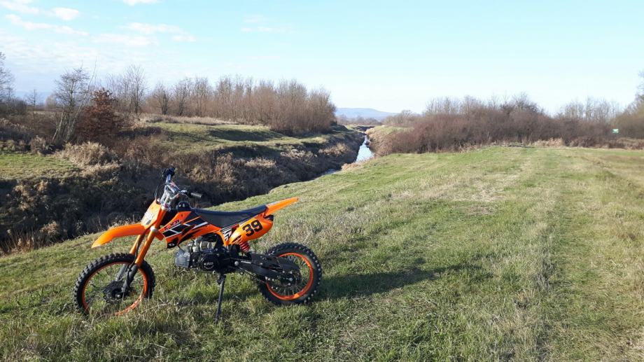 Kroser KXD 125 cm3, 2016 god.