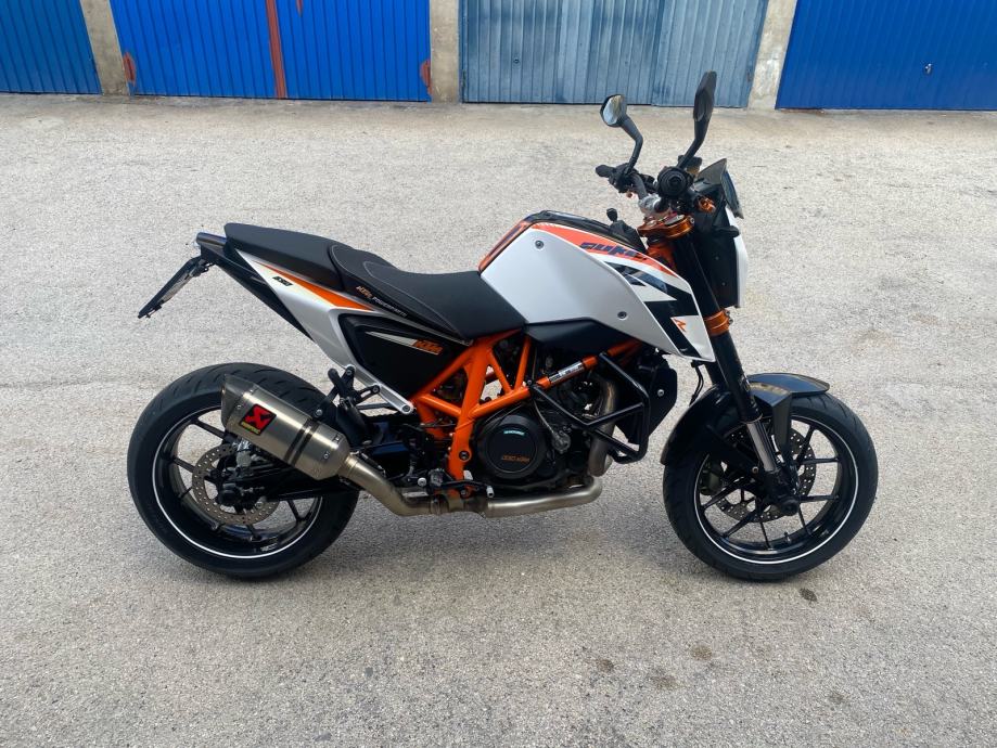 KTM Duke 690 R Akrapović, 2014 god.
