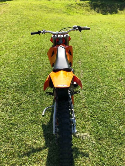 KTM Sx 250 250 cm3, 2004 god.