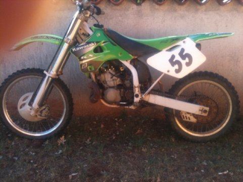 Prodajem Kawasaki KX 250, 2001 god.