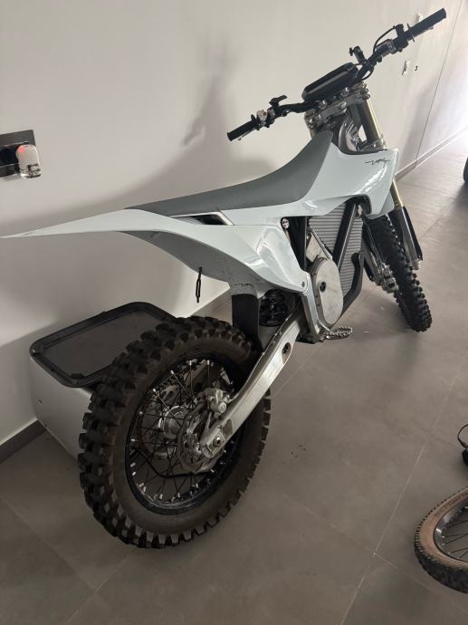 Stark Varg MX Alpha 80hp, 2025 god.