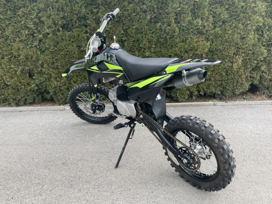 Stomp Z3-140 BIGWHEEL 140 cm3, 2021 god.