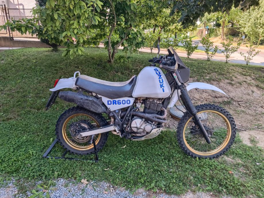 Suzuki DR 600, 1990 god.