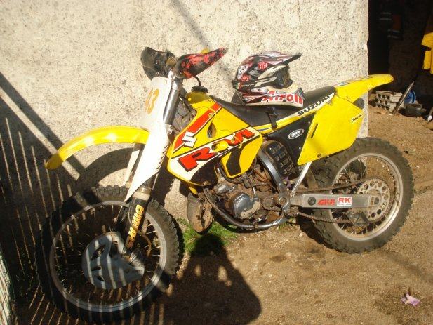 Suzuki rm 125 cm3, 2000 god.