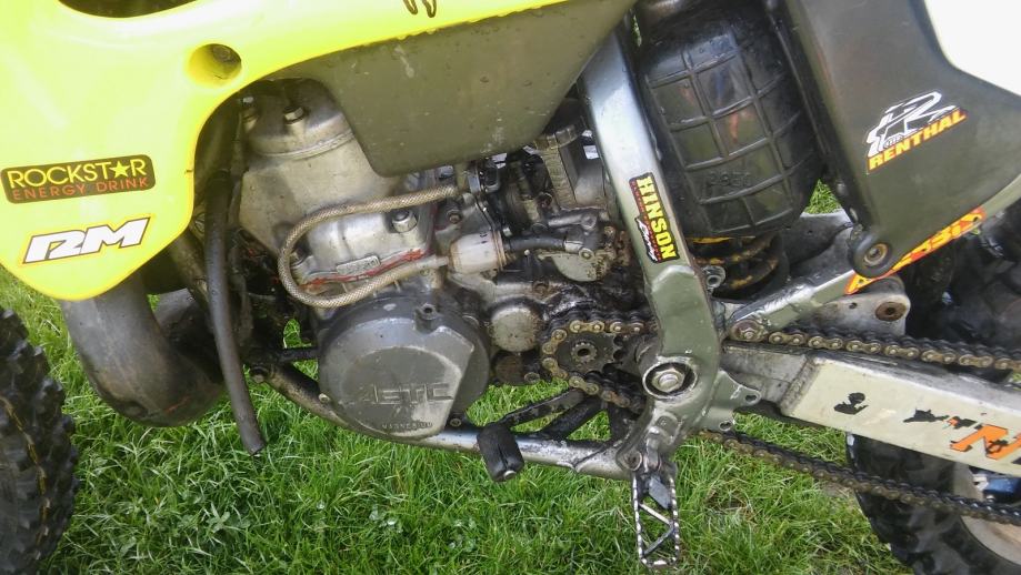 Suzuki Rm 250 cm3::::::::::::......hitno!!!!!, 1997 god.