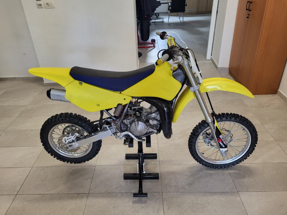 Suzuki RM 85 cm3, 2009 god.