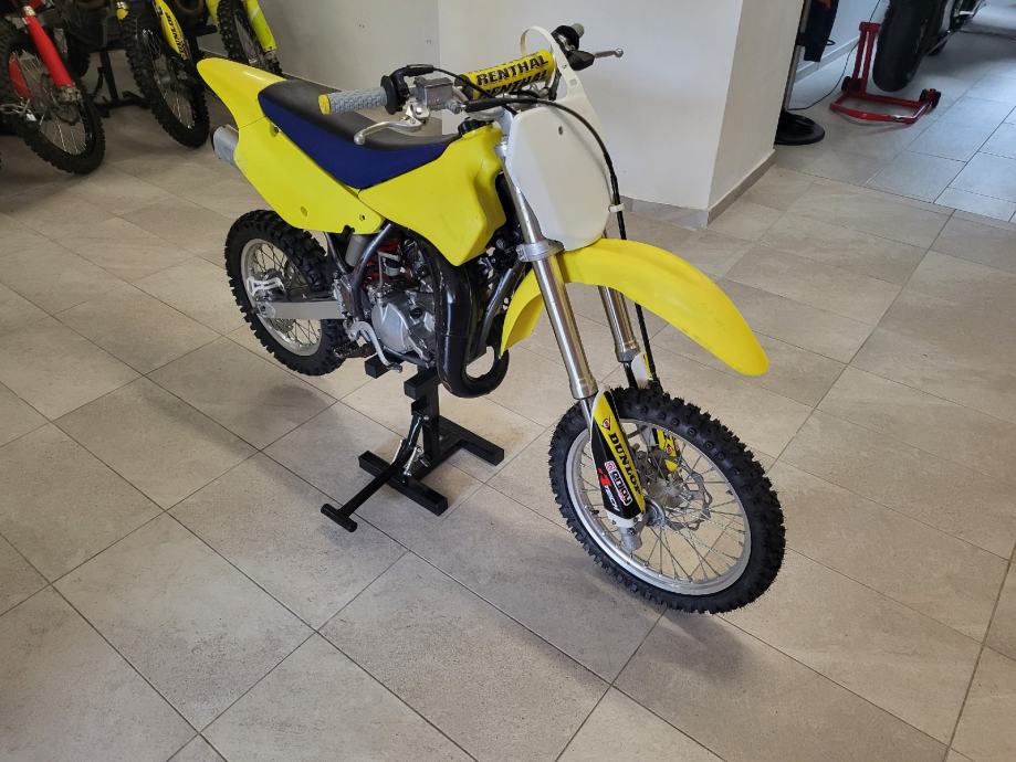 Suzuki RM 85 cm3, 2009 god.