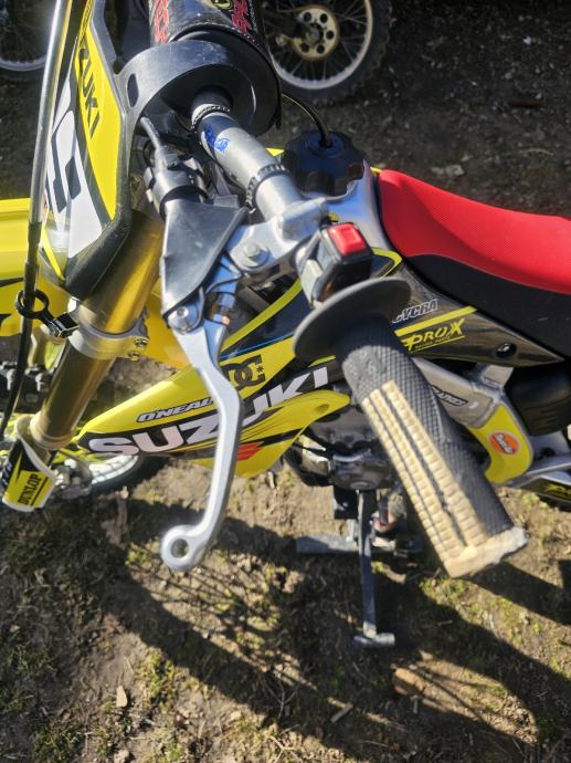 Suzuki RMZ 250 250 cm3 HITNO, 2016 god.
