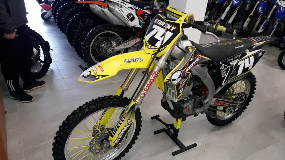 Suzuki RMZ 250 cm3, 2016 god.