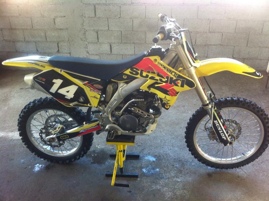 Suzuki RMZ 250 cm3, 2009 god.