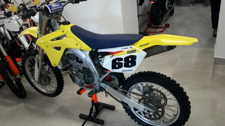Suzuki RMZ 450 cm3, 2007 god.