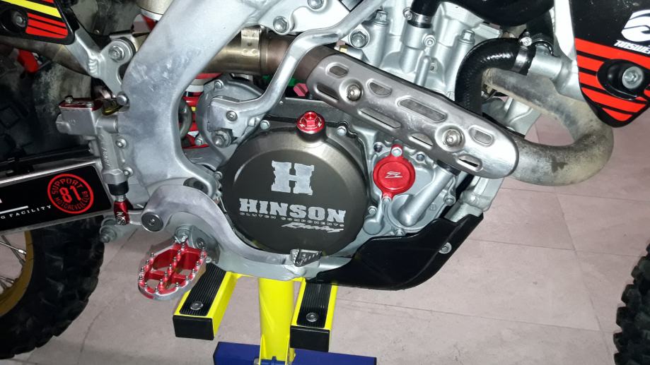Suzuki RMZ 450 cm3, 2016 god.