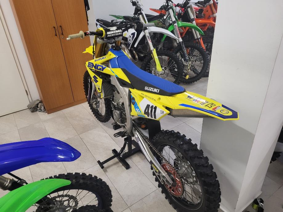Suzuki RMZ 450 cm3, 2022 god.