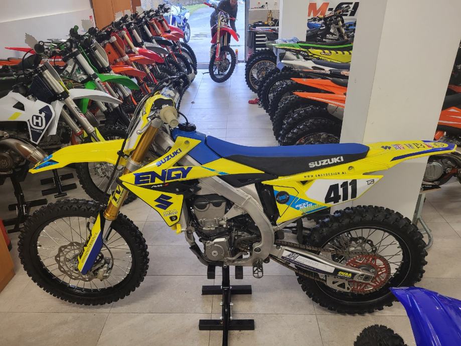 Suzuki RMZ 450 cm3, 2022 god.