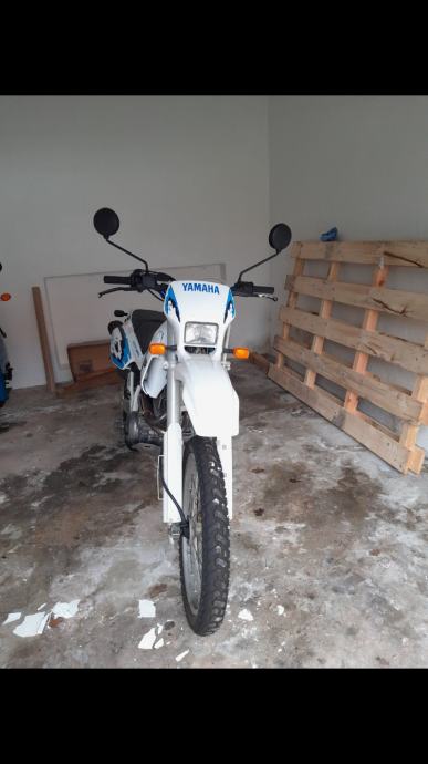 Yamaha TT600E 600 cm3, 1998 god.