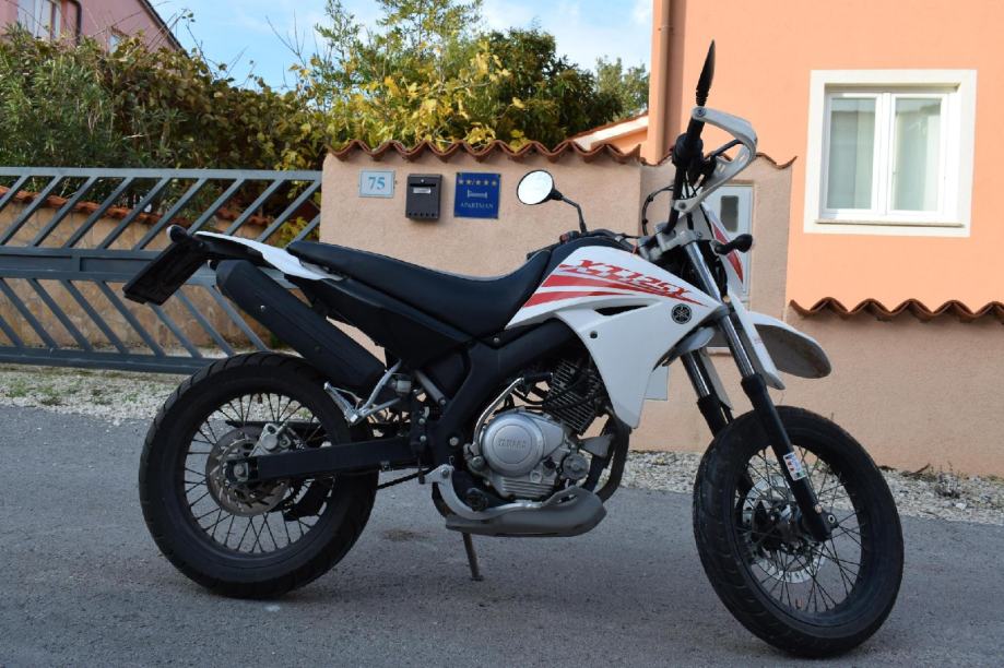 Yamaha XT 125 X 125 cm3, 2008 god.