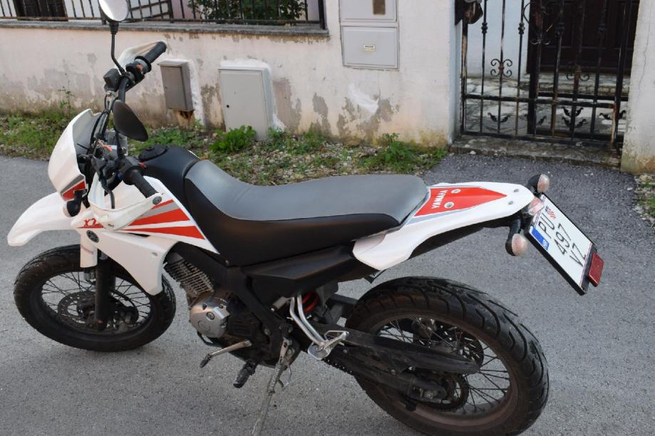 Yamaha XT 125 X 125 cm3, 2008 god.