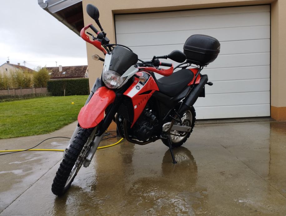 Yamaha xt660r 660 cm3, 2005 god.