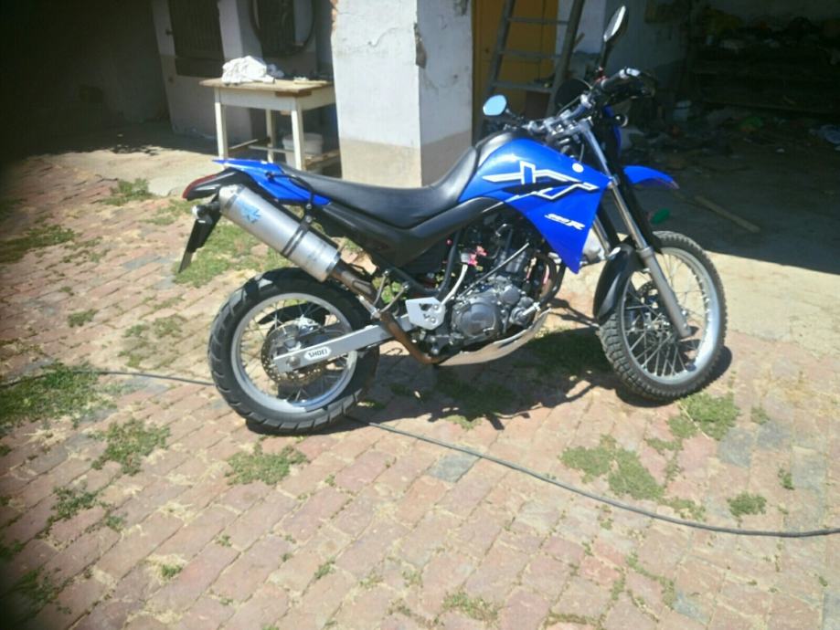 Yamaha XT660R 660 cm3, 2005 god.
