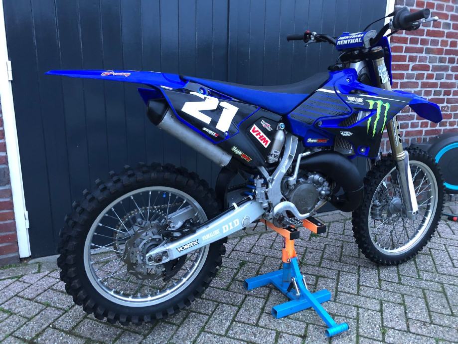 Yamaha YZ 125 cm3, 2015 god.