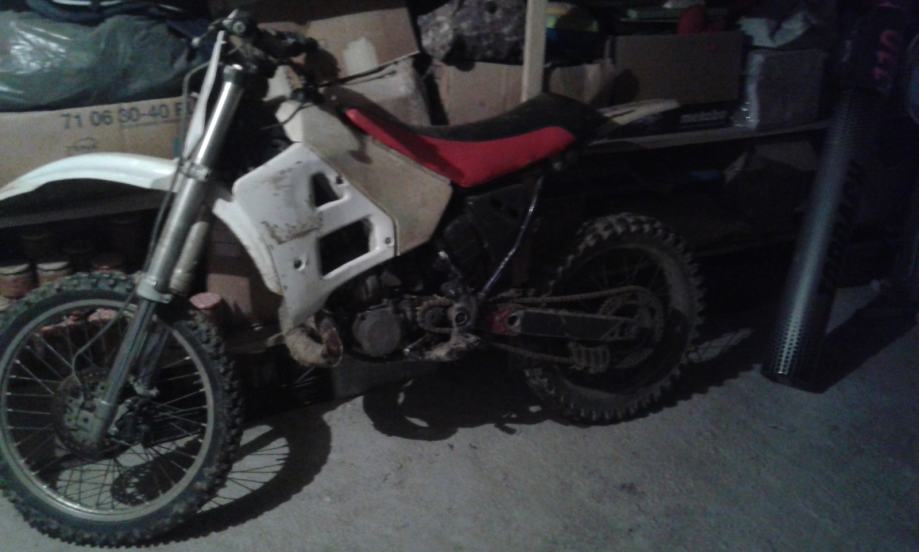 Yamaha yz 250 250 cm3, 1997 god.