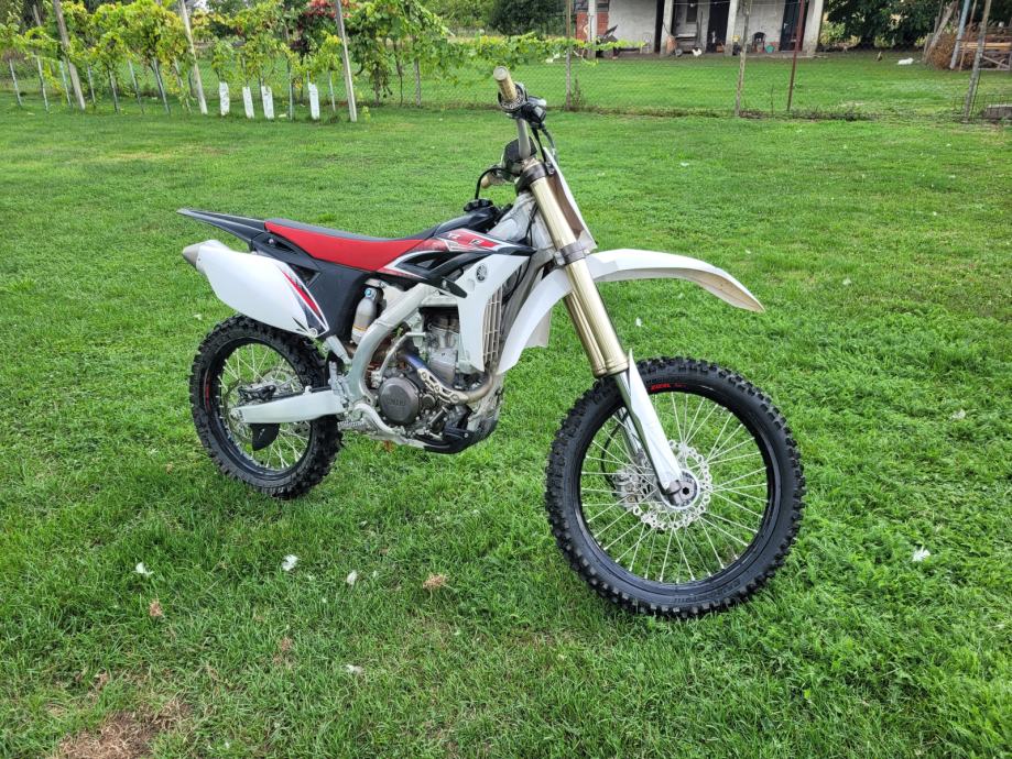 Yamaha YZ 250 ccm 250 cm3, 2012 god.