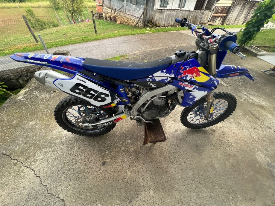 Yamaha yzf 450, 2012 god.