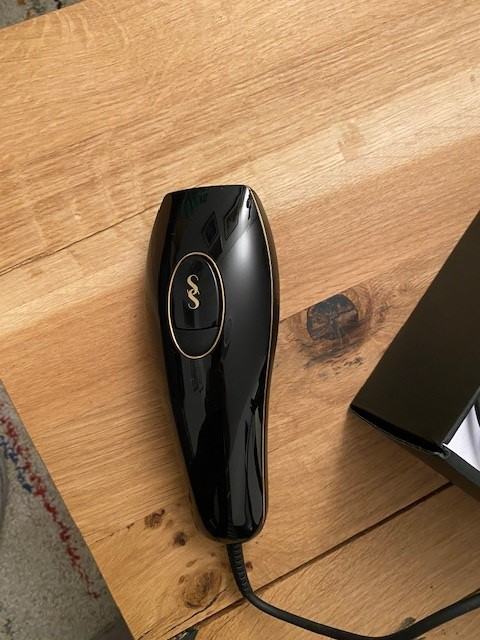 SMOOTHSKIN PURE FIT IPL UREĐAJ ZA ODSTRANJIVANJE DLAČICA