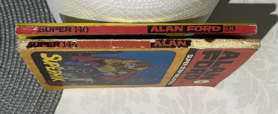 super strip biblioteka - alan ford - superhik