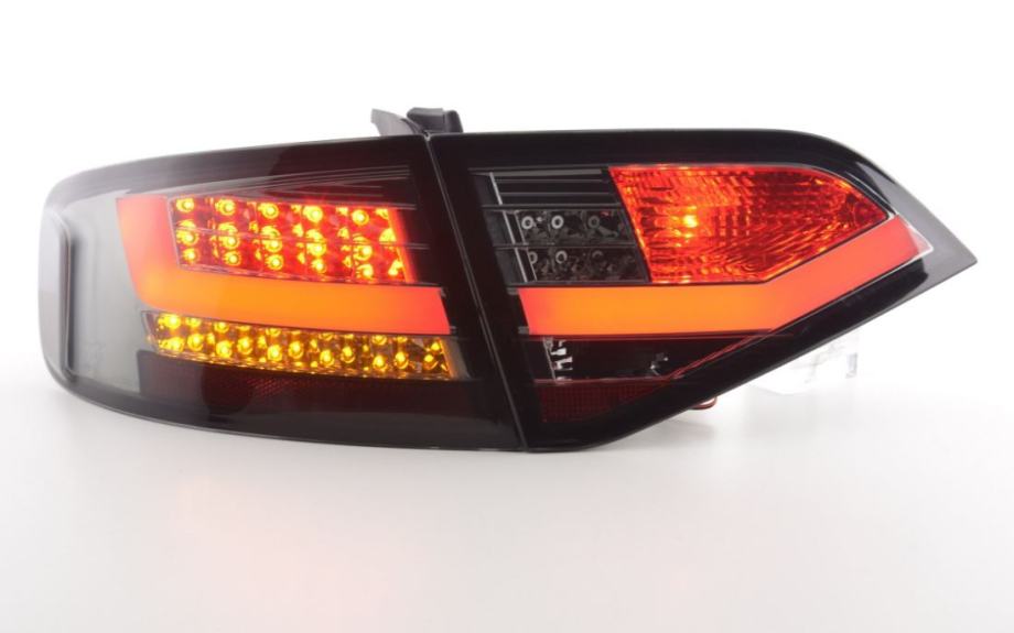 AUDI A4 B8 8K limuzina 08-11 stražnji farovi LED stop svjetla SET