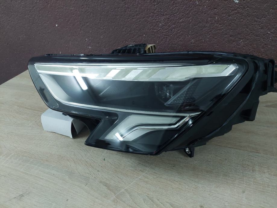 Audi A3 8y far lijevi 8Y0941033 2020/2021/2022/2023