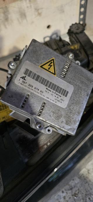 Bmw e46 m3 lijevi xenon far