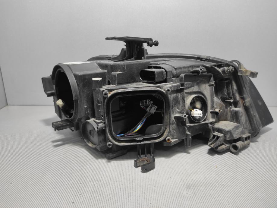 FAR AUDI A4 (B8) > 07-11 8K0941029AJ