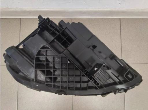 LAMPA FAR PREDNJI MERCEDES W177 A1779062100