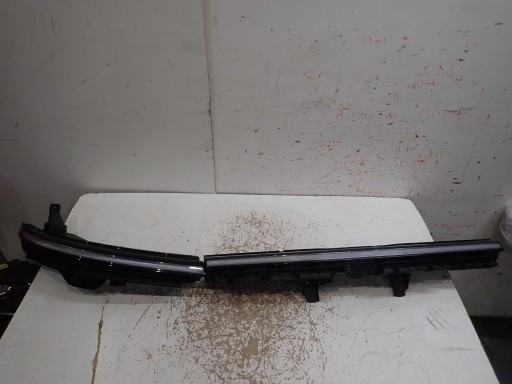 LAMPA FAR PREDNJI SREDNJA LED DRL HYUNDAI STARIA 2021- 92209-CG000